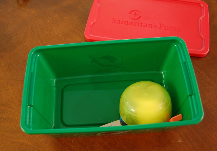 Packing Shoe Boxes for Operation Christmas Child – Boys 10 – 14 ...